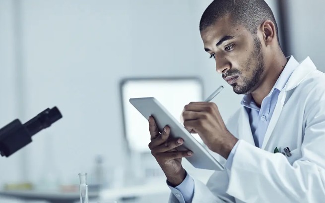 LIMS and ELN: Understanding Their Roles and How They Work Together to ...